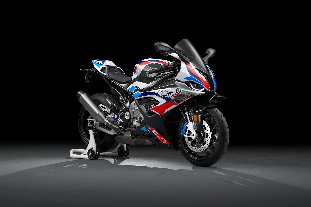 News: The BMW M1000RR is the Ultimate Riding Machine - M.G.Reviews