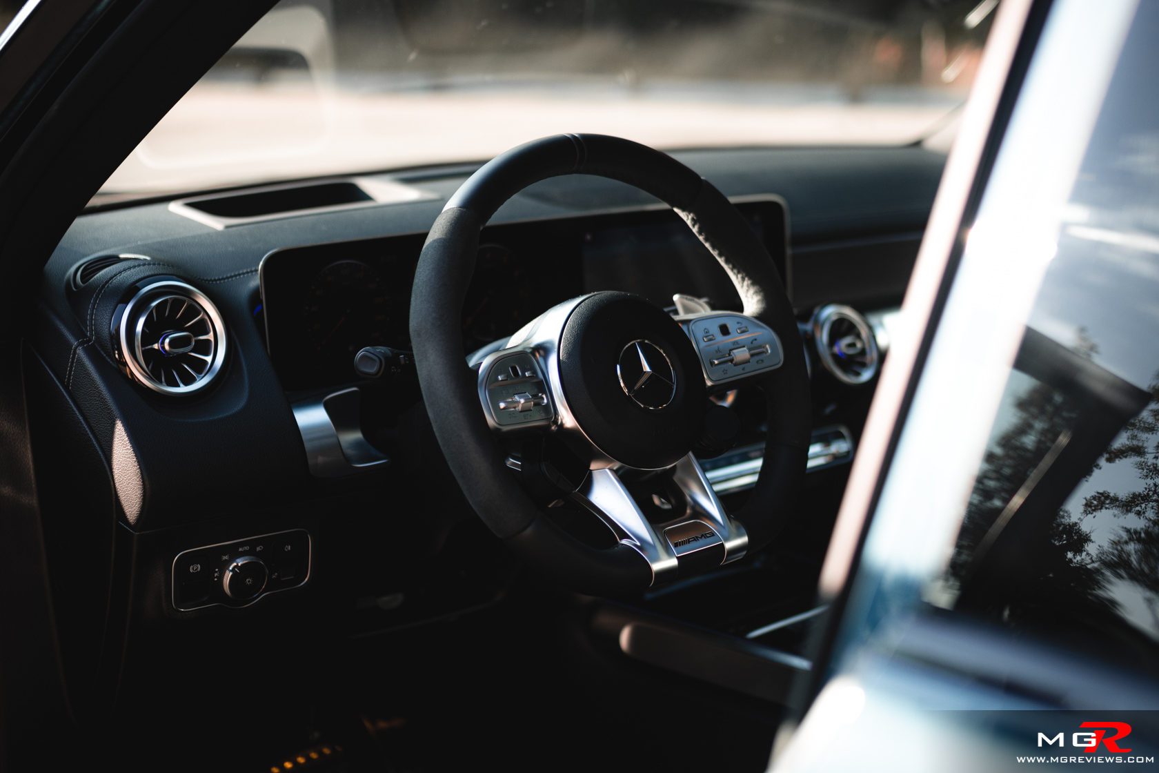 Review: 2021 Mercedes-Benz GLB 35 AMG 4MATIC - M.G.Reviews