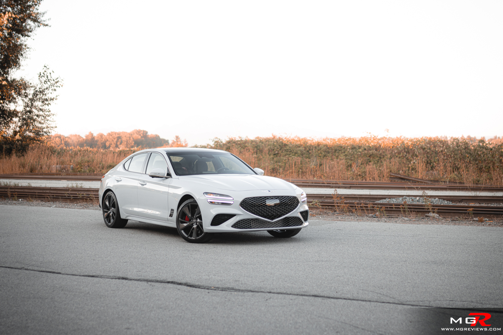 Comparison: 2022 Genesis G70 vs 2022 Kia Stinger - M.G.Reviews